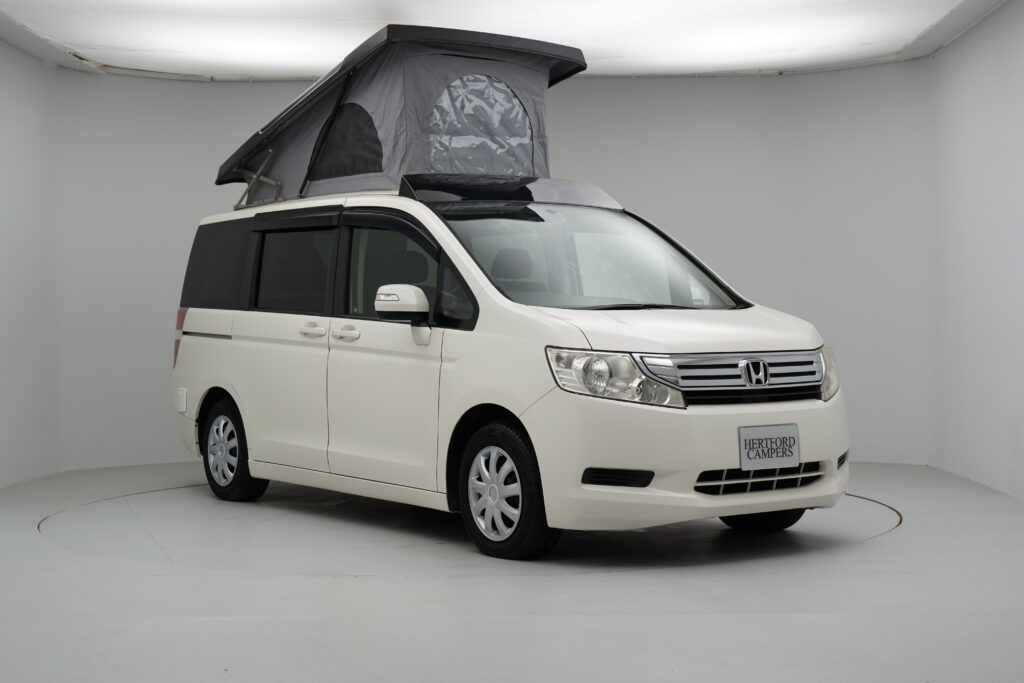 Honda Stepwagon Camper | Pop-Top, Oak Finish, Solar Power